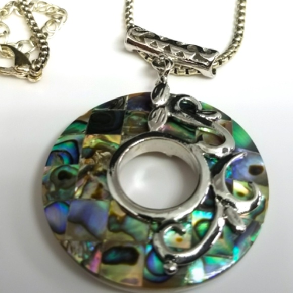 Yes it's Available | Jewelry | Sale Abalone Shell Circle Necklace ...